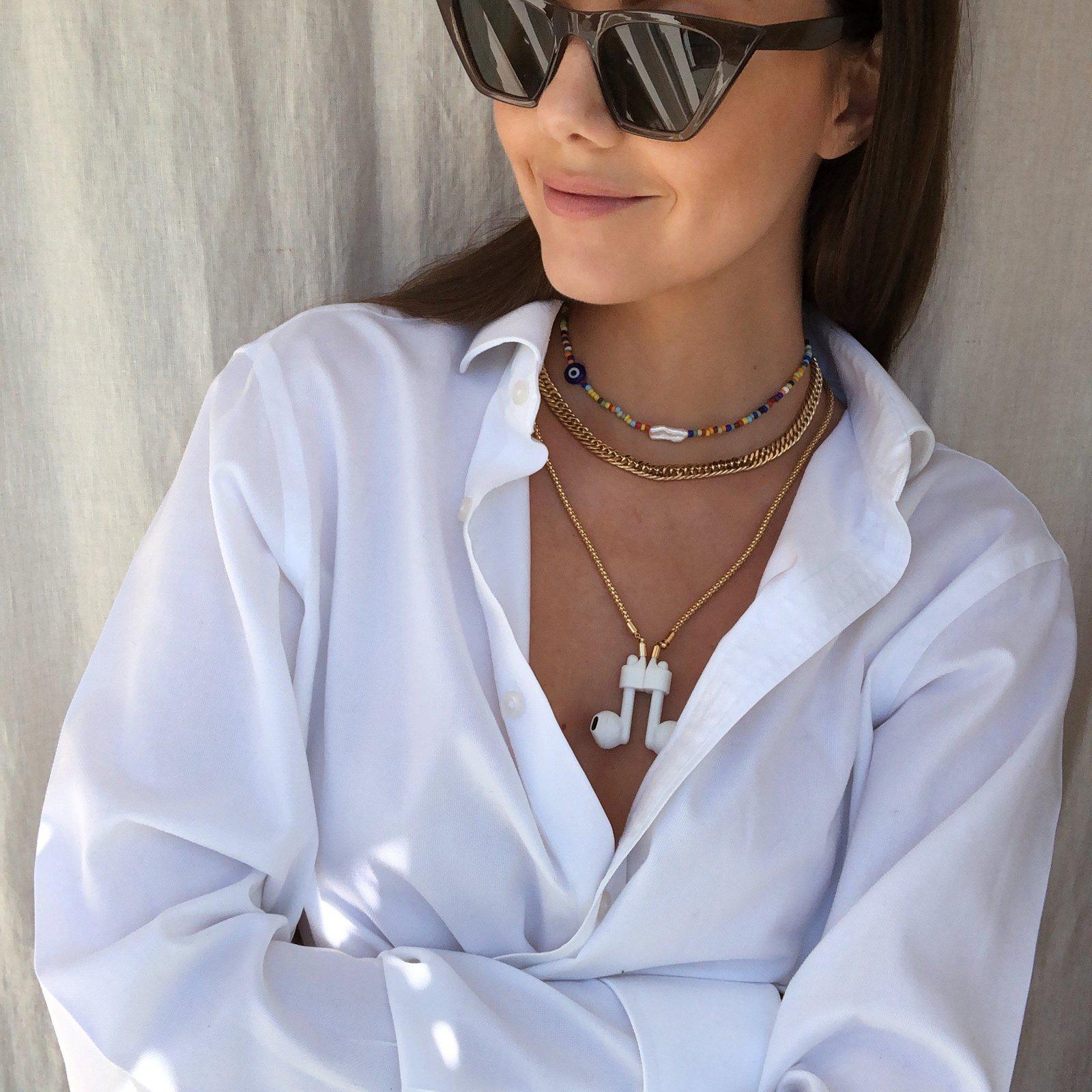 Talis Chains Gold AirPod Chain – Emila